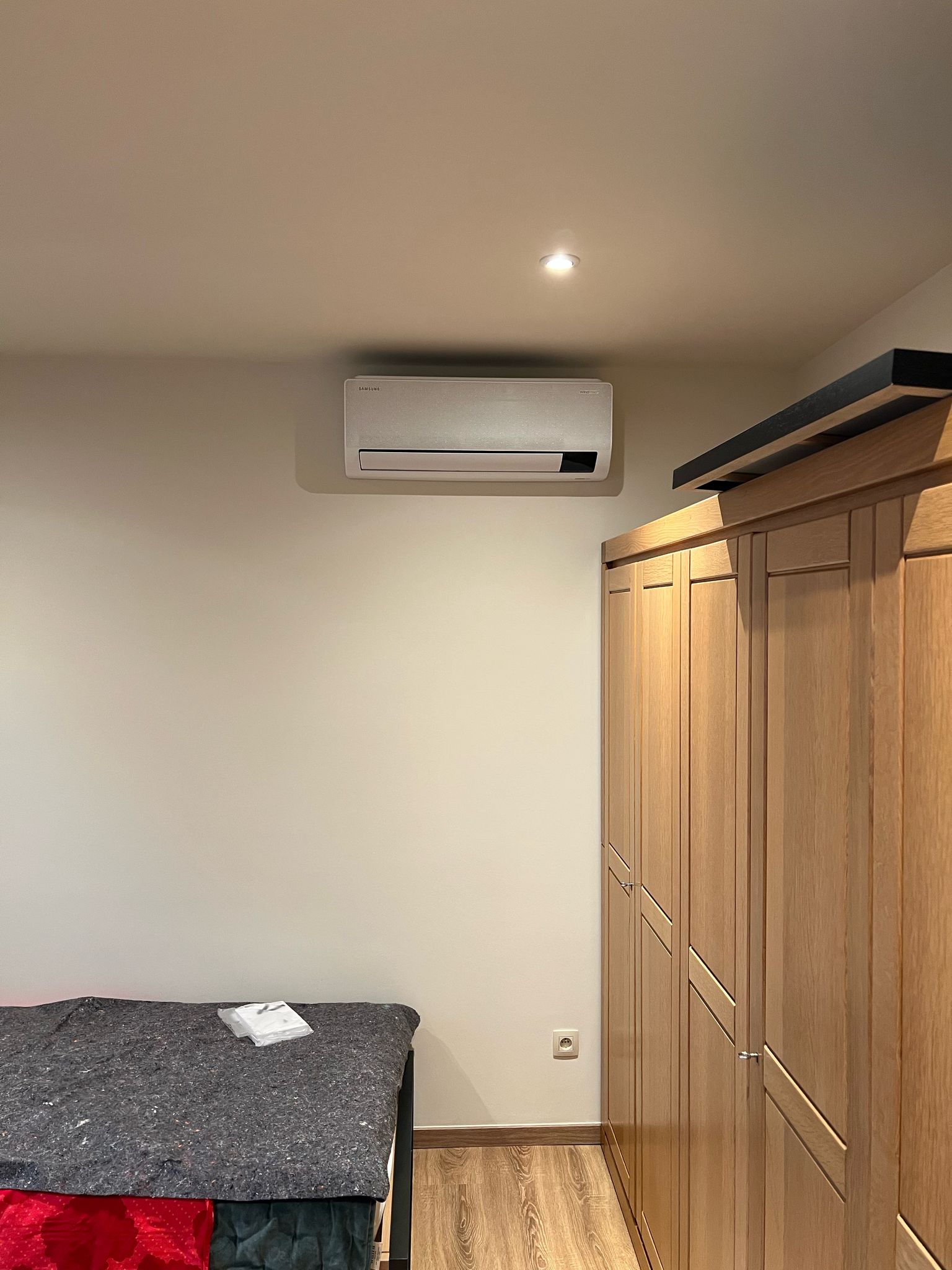 Realisatie Samsung multisplit airco/warmtepomp met 2 binnenunits te ...